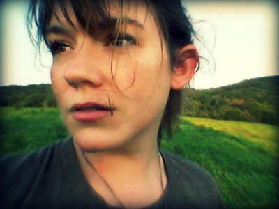 Threads of Gold in the Modest Life | Sunnyhuckle